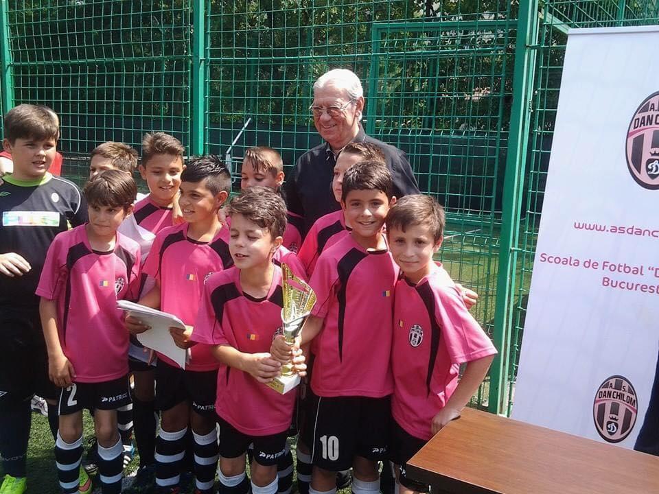 AS DAN CHILOM – Dan Chilom Academy